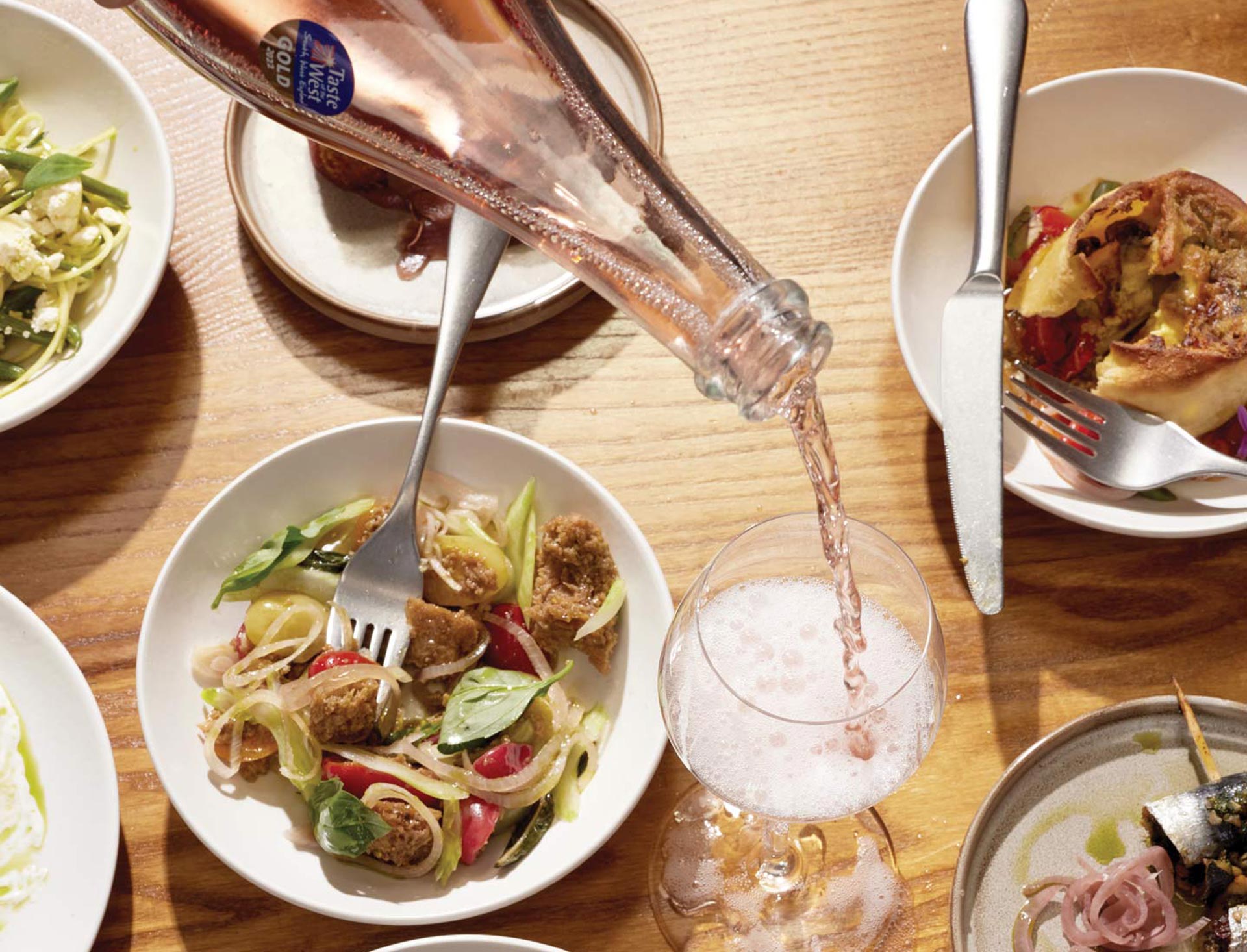 The Farm Table at Darts Farm - Trencherman's Guide